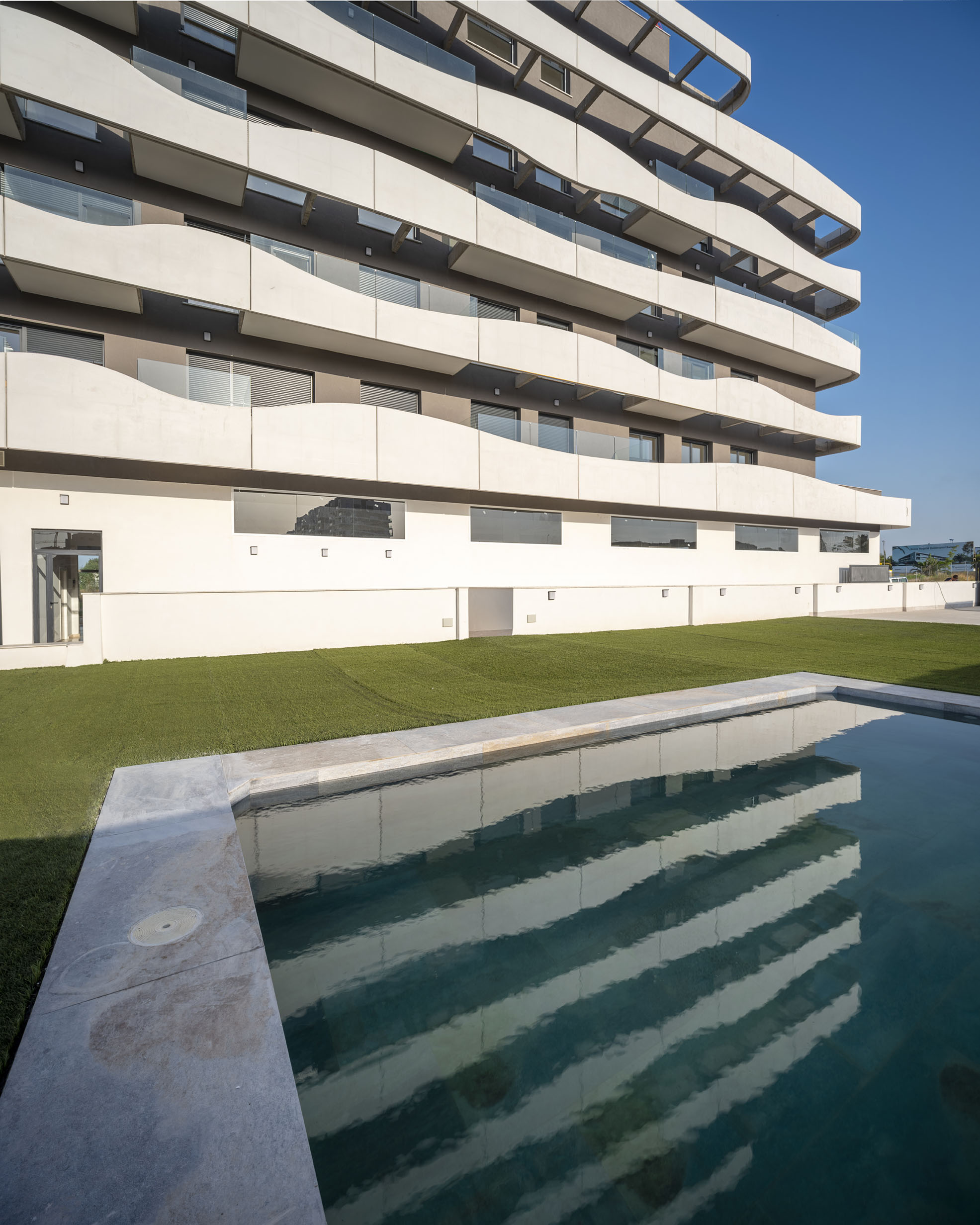 EDIFICIO PONIENTE - Grupo DUNAR