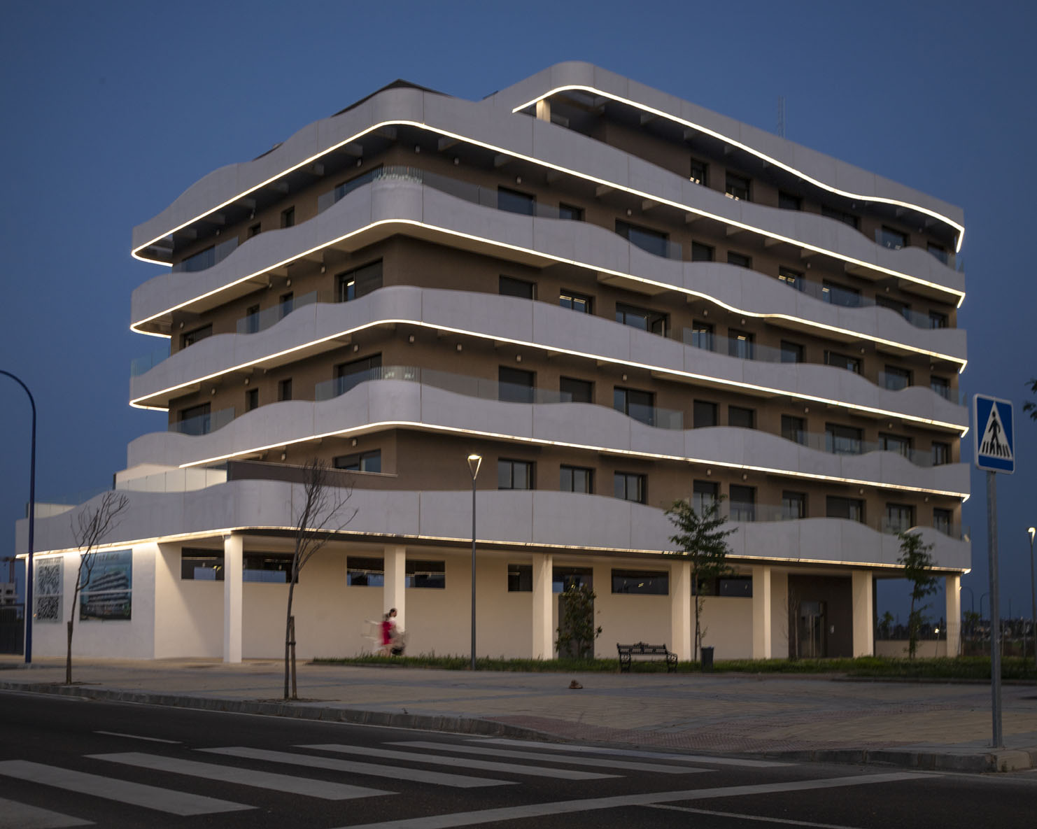 EDIFICIO PONIENTE - Grupo DUNAR